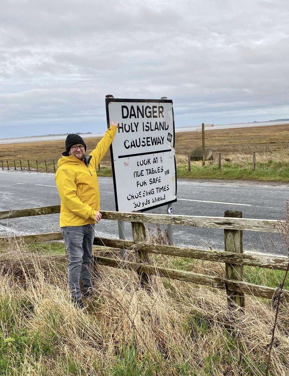 Gary Strachan - "Write" Said Fred - Putting The World To Rights... And ...